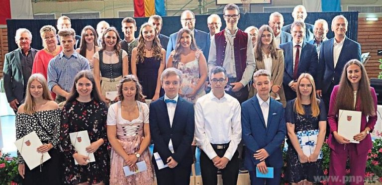 FOS BOS Pfarrkirchen - FOSBOS Pfarrkirchen : FOSBOS Pfarrkirchen