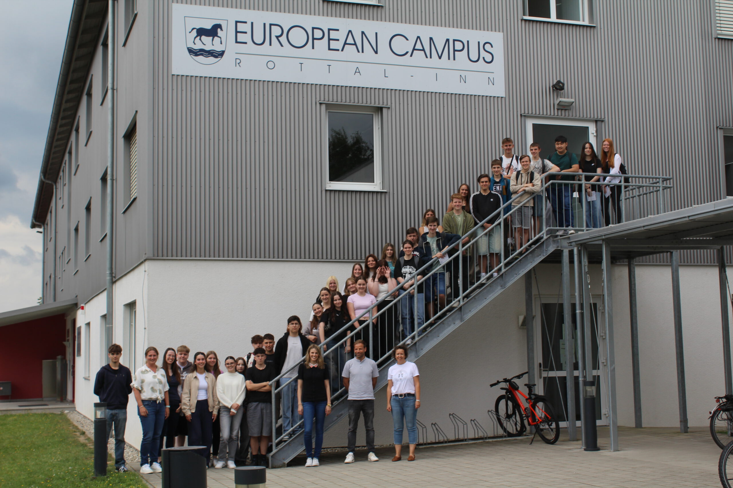 Labore, Forschung, Campusquiz – 11. Klassen am European Campus - FOSBOS ...